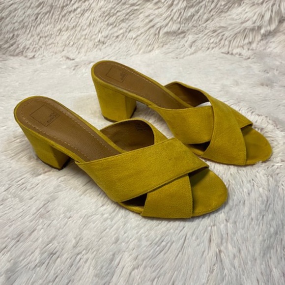 14th & Union | Shoes | 4th Union Yellow Suede Sandal | Poshmark